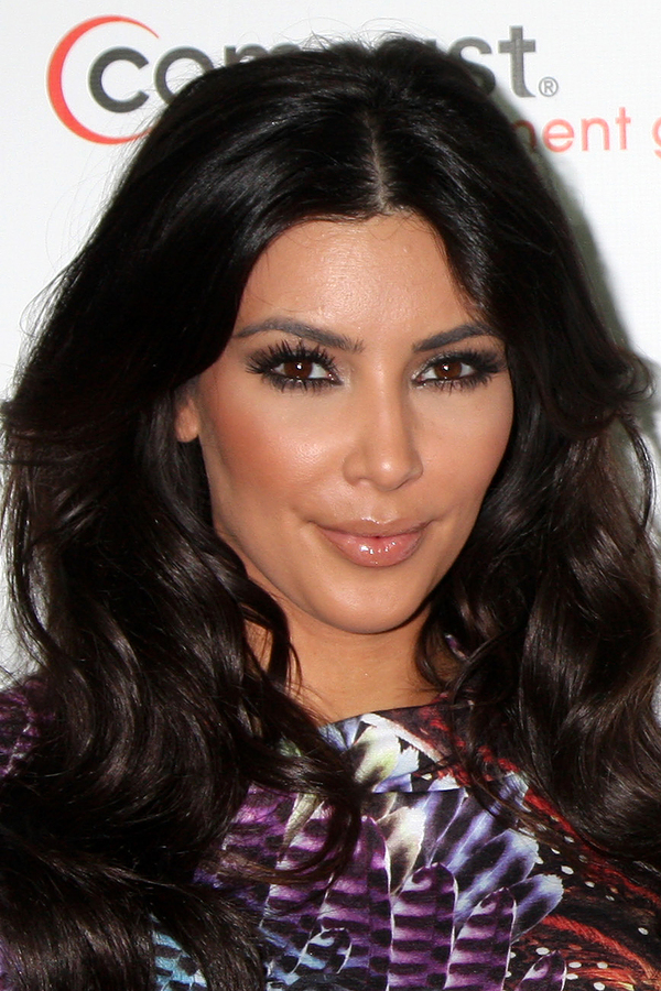 How To Get Kim Kardashian's Signature Waves - World Hair Extensions